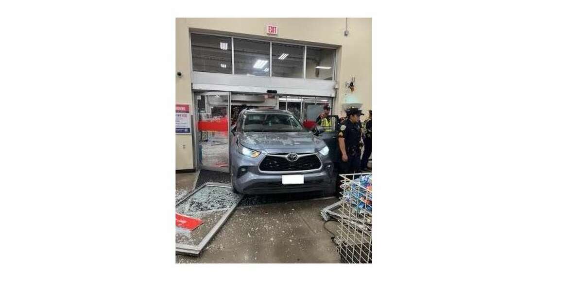 Odessa PD arrests man who intentionally crashed into H-E-B