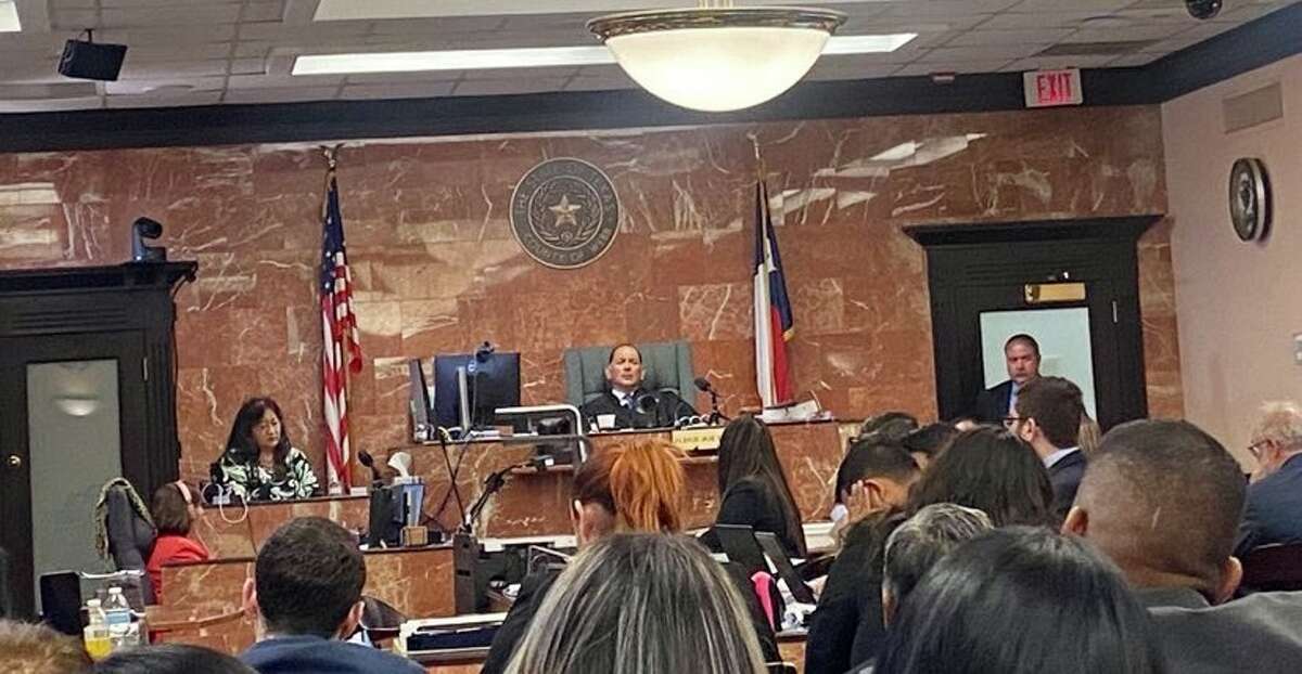 Guilty Laredo USBP agent's trial resumes in punishment phase