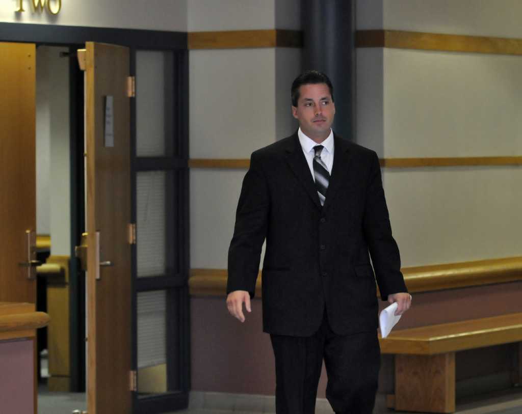 Jury acquits Schenectady officer