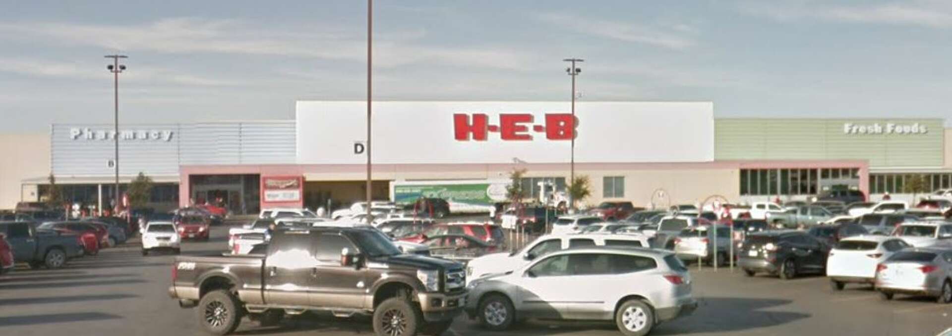 West Texas H-E-B suffers $50k in damages after car crash