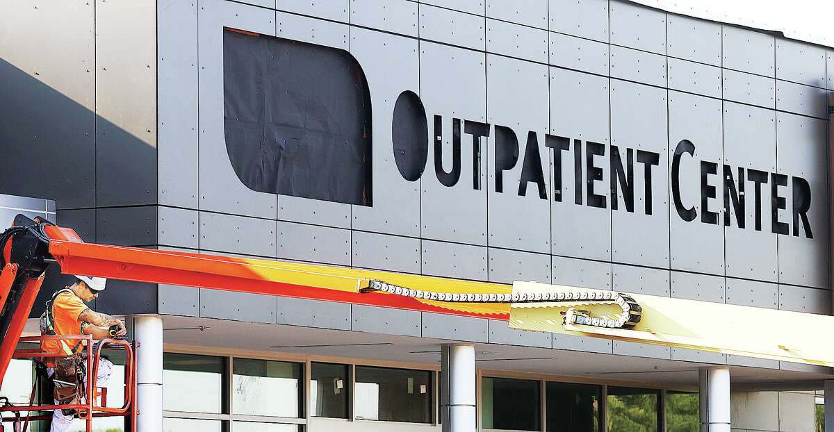 Outpatient Clinic Sign
