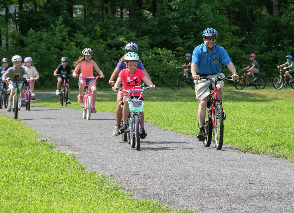 Kids' helmet use brings sweet reward