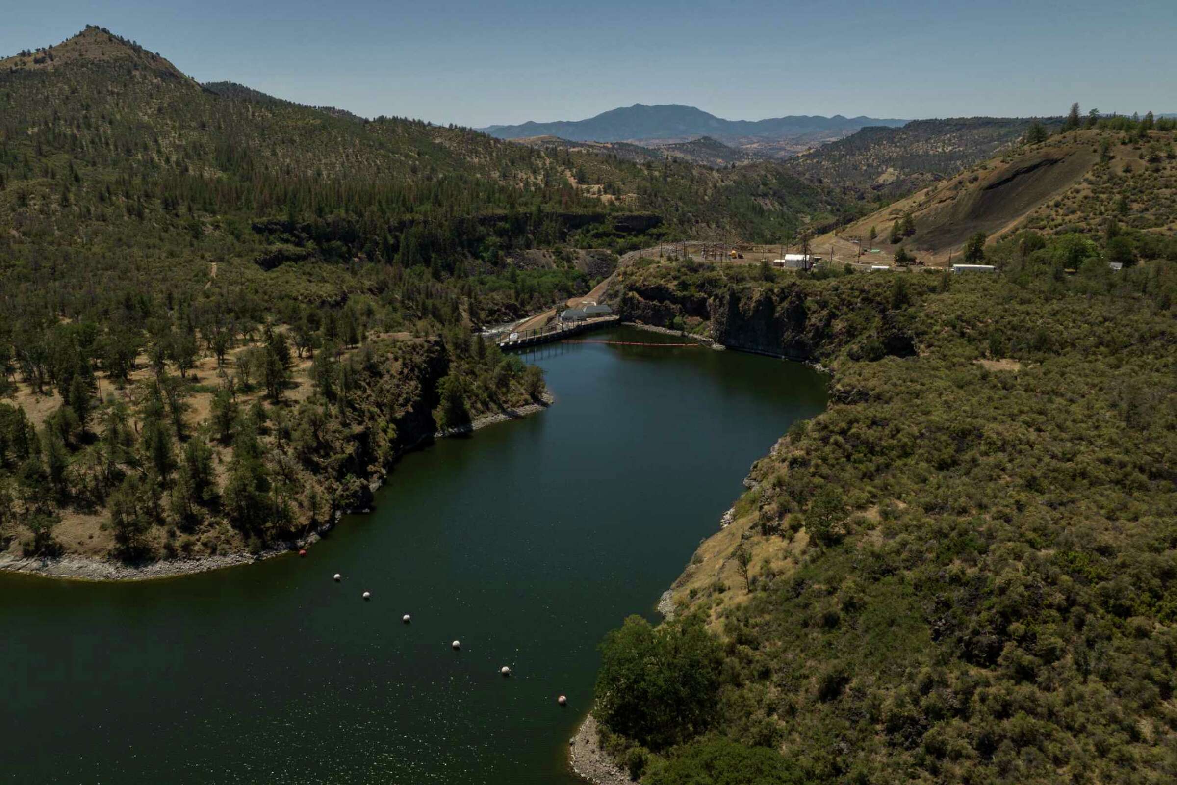 Nation’s largest dam removal project begins in California