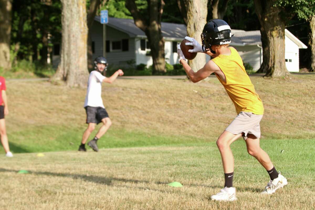 Bear Lake football starts mini camp
