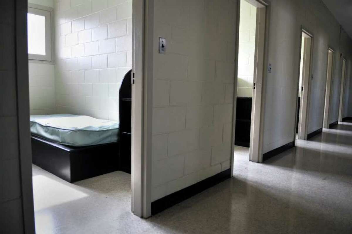 Last days of Tryon end in silence