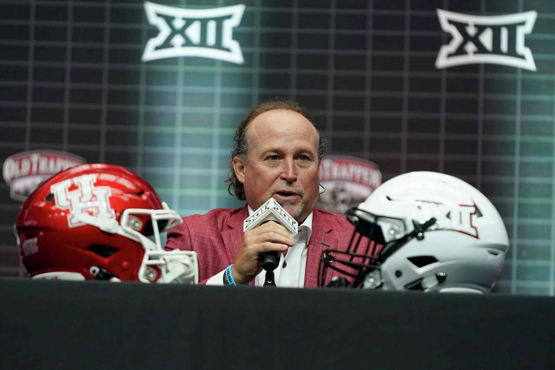 UH football: Dana Holgorsen is more relaxed but just as defiant
