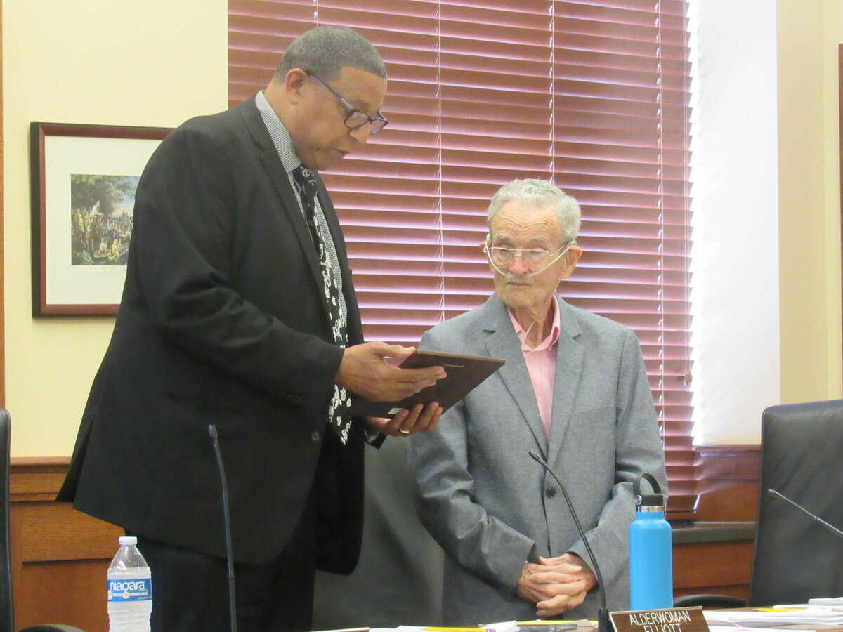 Meehan will replace Brake on Alton council