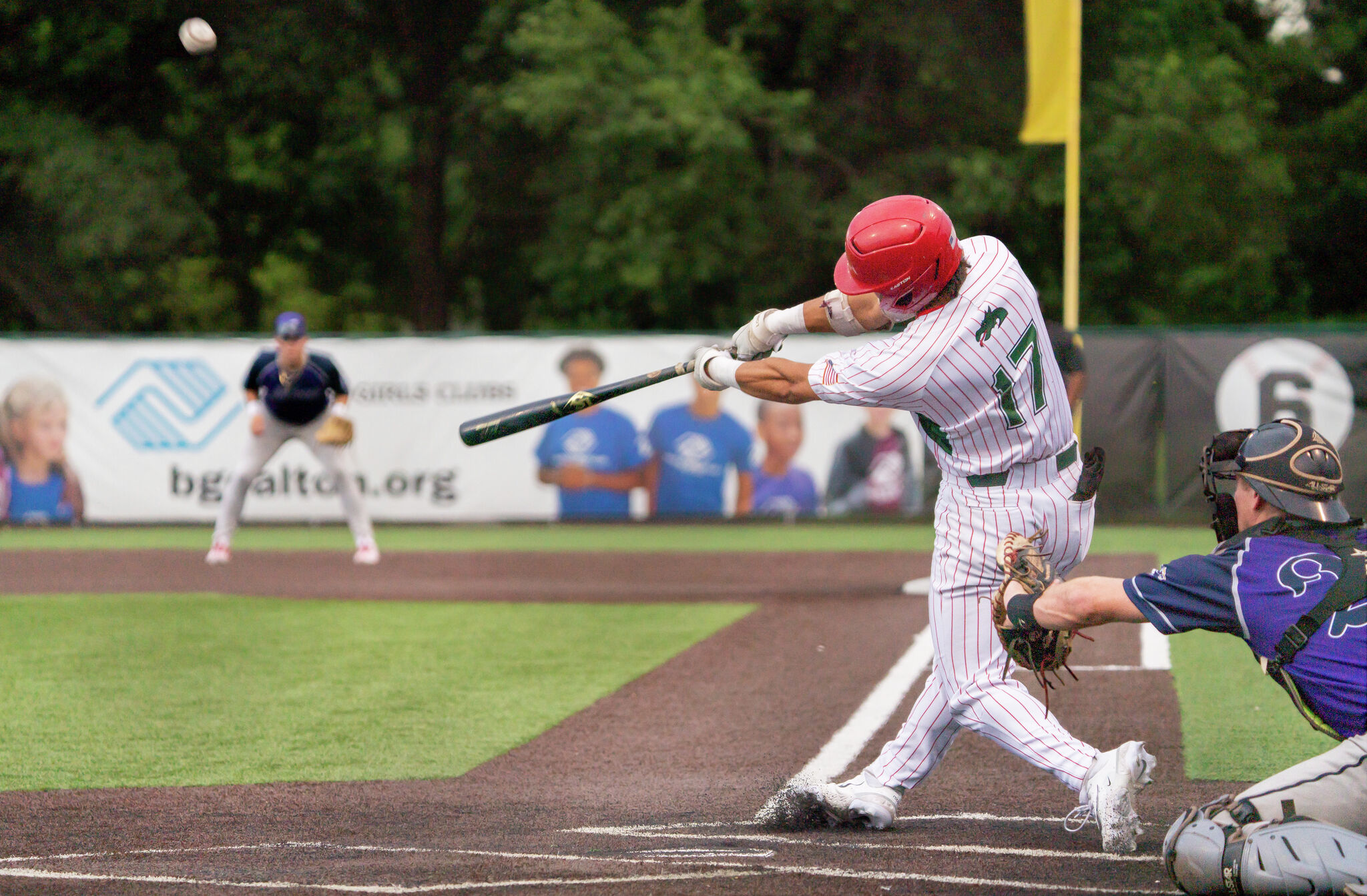 Alton's five-run inning leads to victory over Full Count