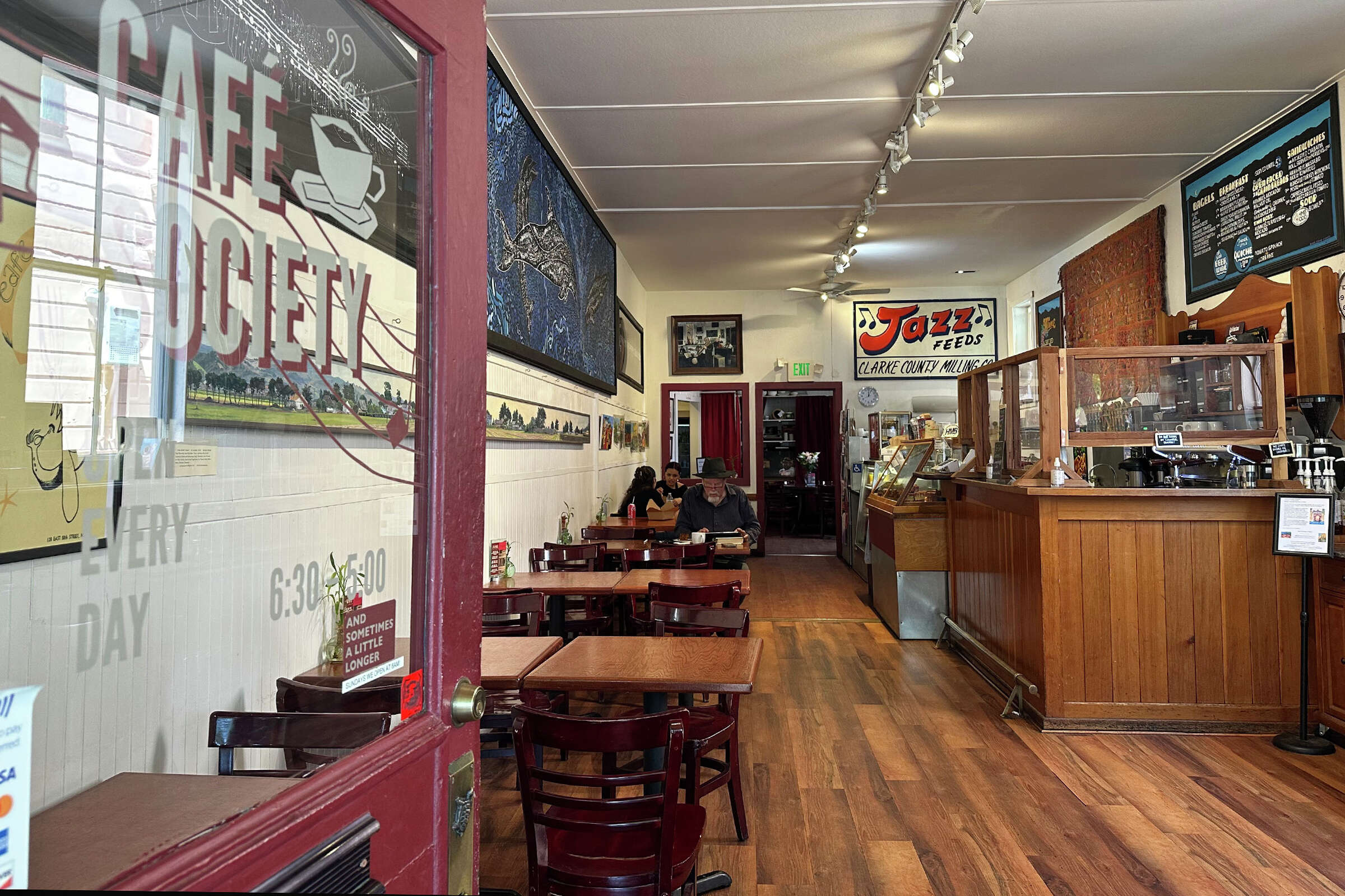 The best Half Moon Bay day trip starts with hamburger sandwiches