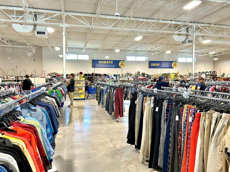 Goodwill opens new store on San Antonio's Northwest Side