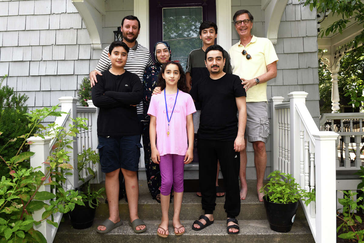 Syrian refugee family of 9 settles in Stratford