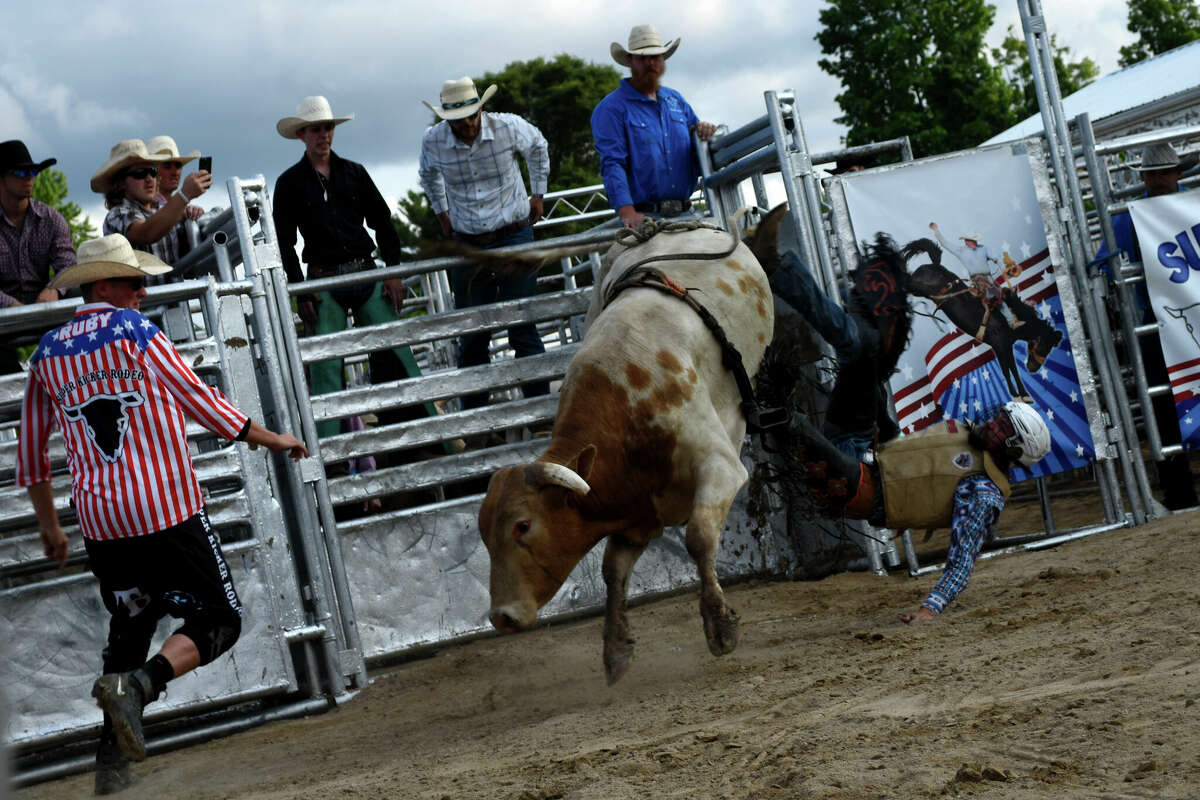 Super Kicker Rodeo at the Mecosta Free Fair photos