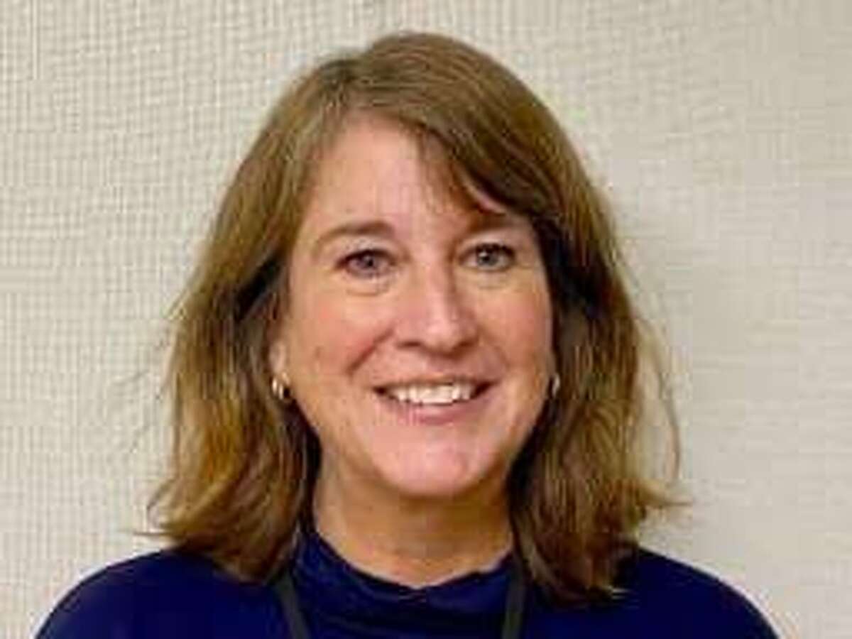 Woodbridge schools superintendent gets contract extension to 2026