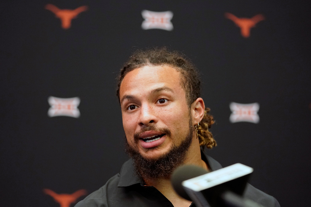 Globetrotting Texas WR Jordan Whittington ready for his grand finale