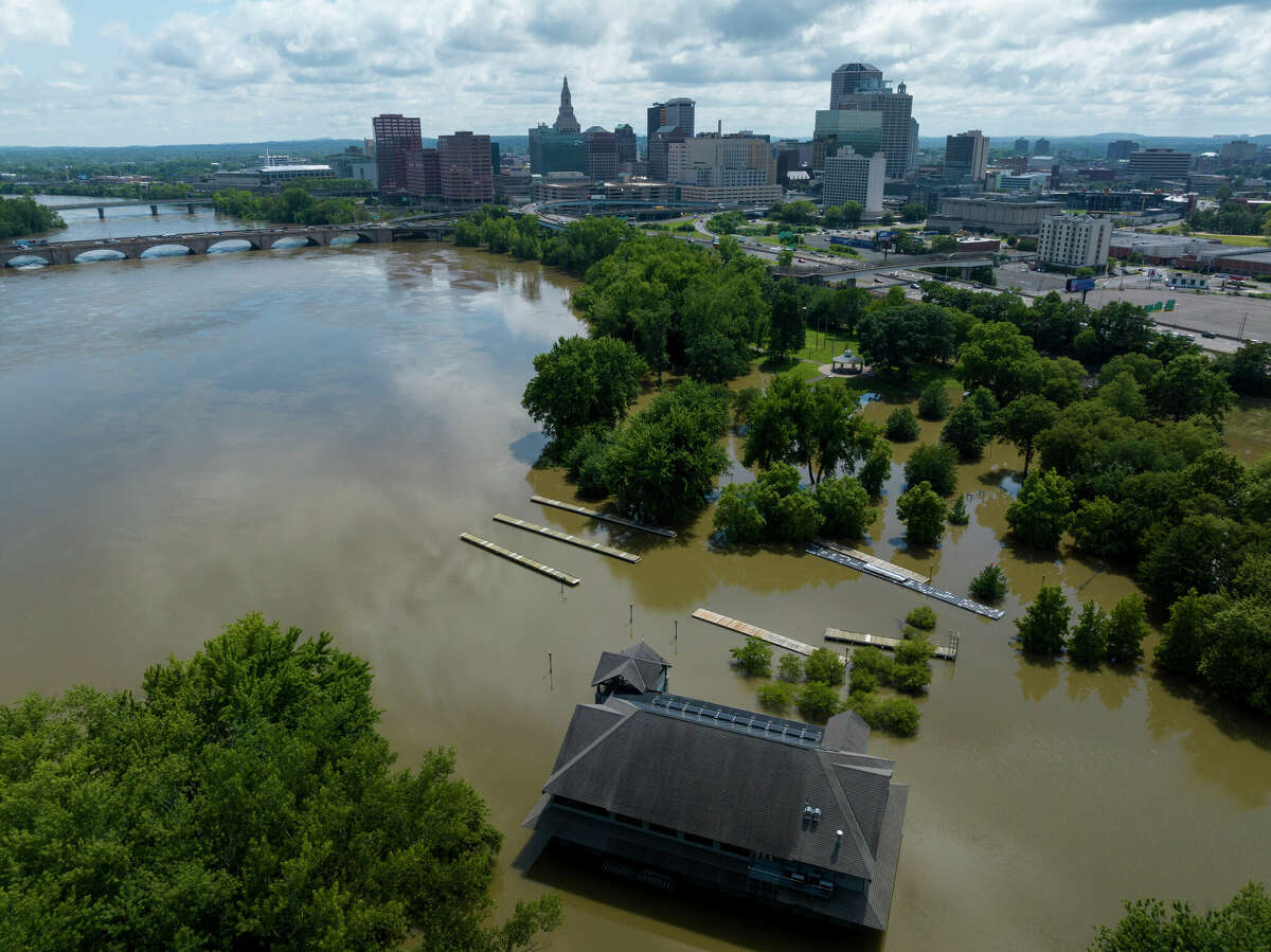 CT flooding risk high with heavy rain forecast for Sunday
