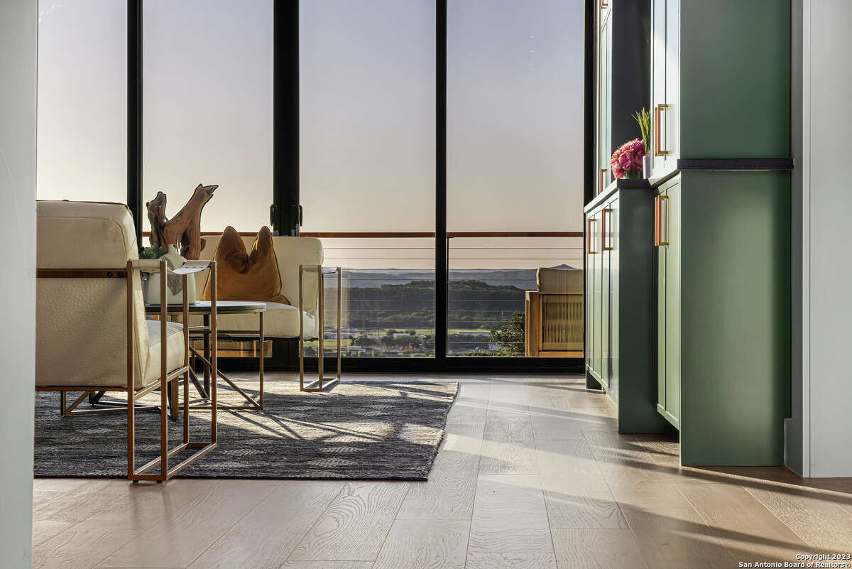 The Summit House in New Braunfels listed for $3 million