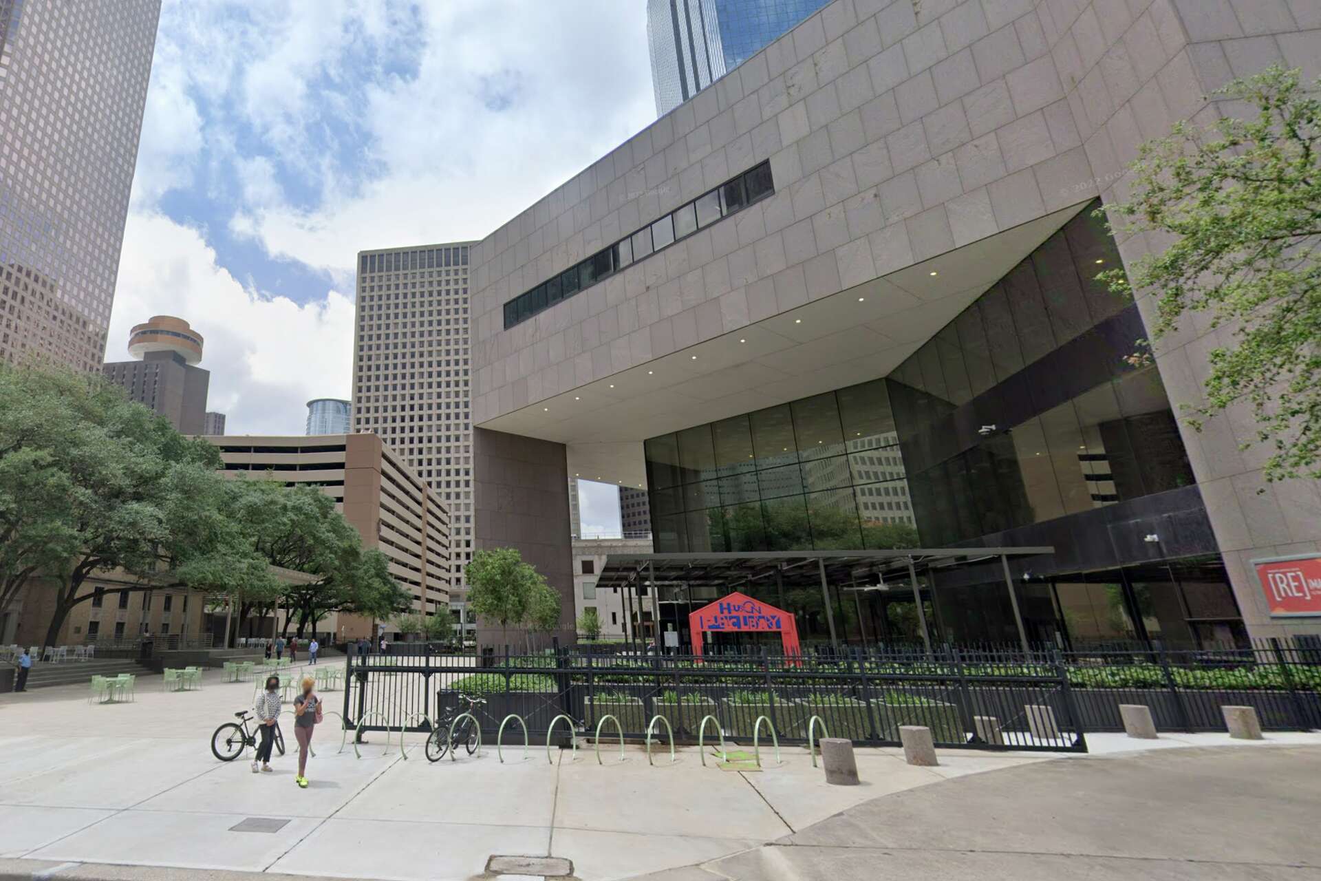 Houston removes downtown library from cooling center network