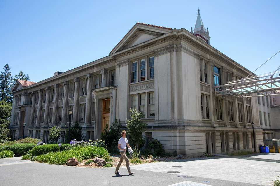 The real Oppenheimer's stranger-than-Hollywood love life