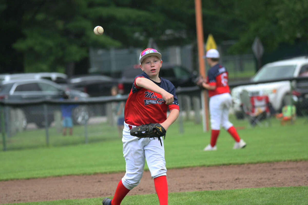 Northeast beats FNW to defend district championship