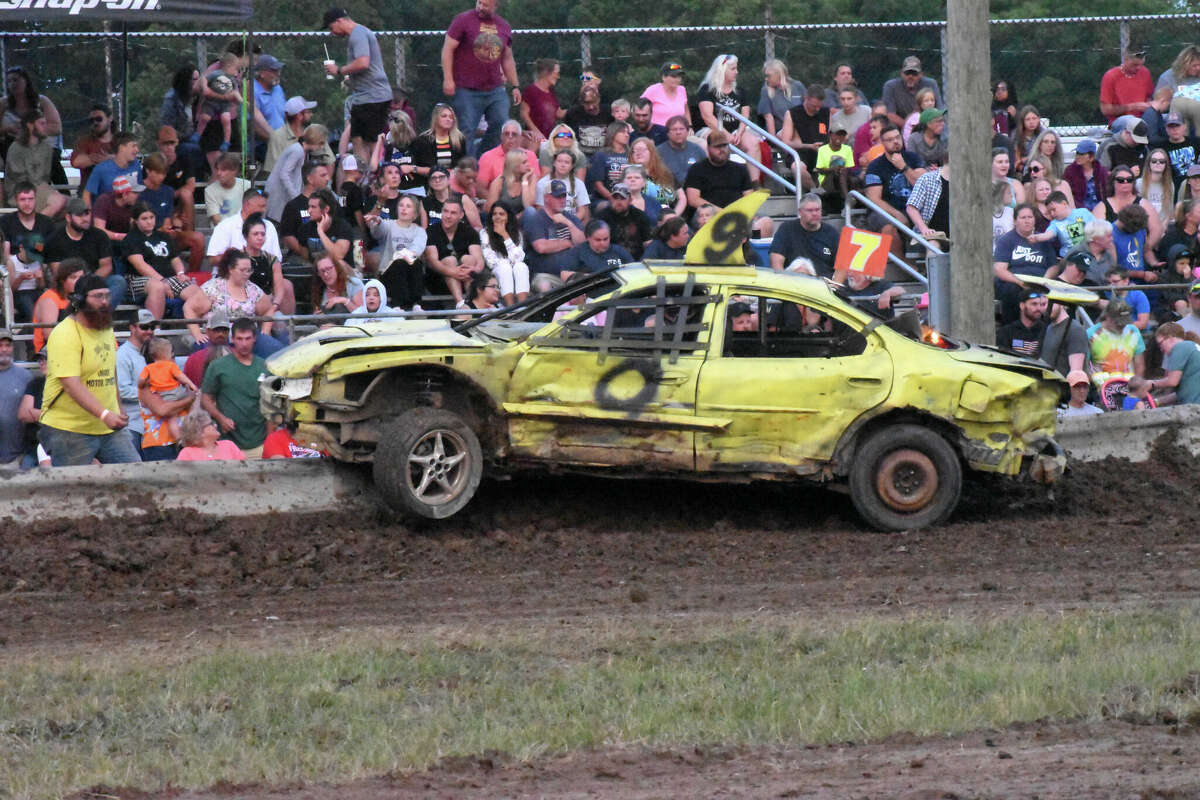Big Rapids native takes heat win at Mecosta Free Fair Demo Derby