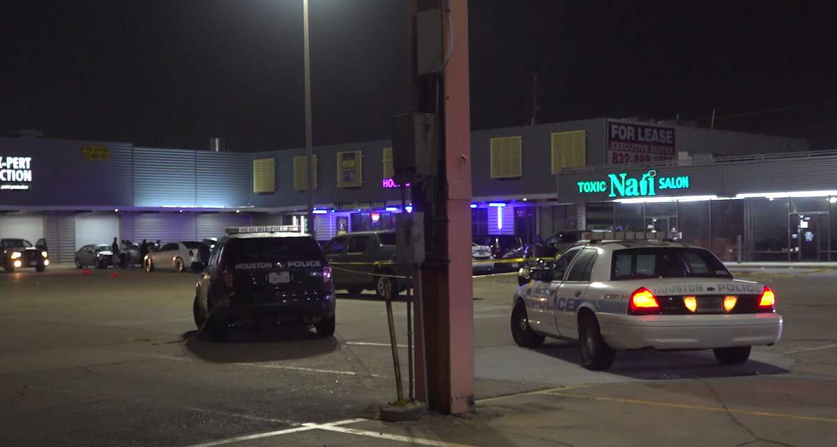 Police: Houston hookah bar shooting leaves 1 critically wounded