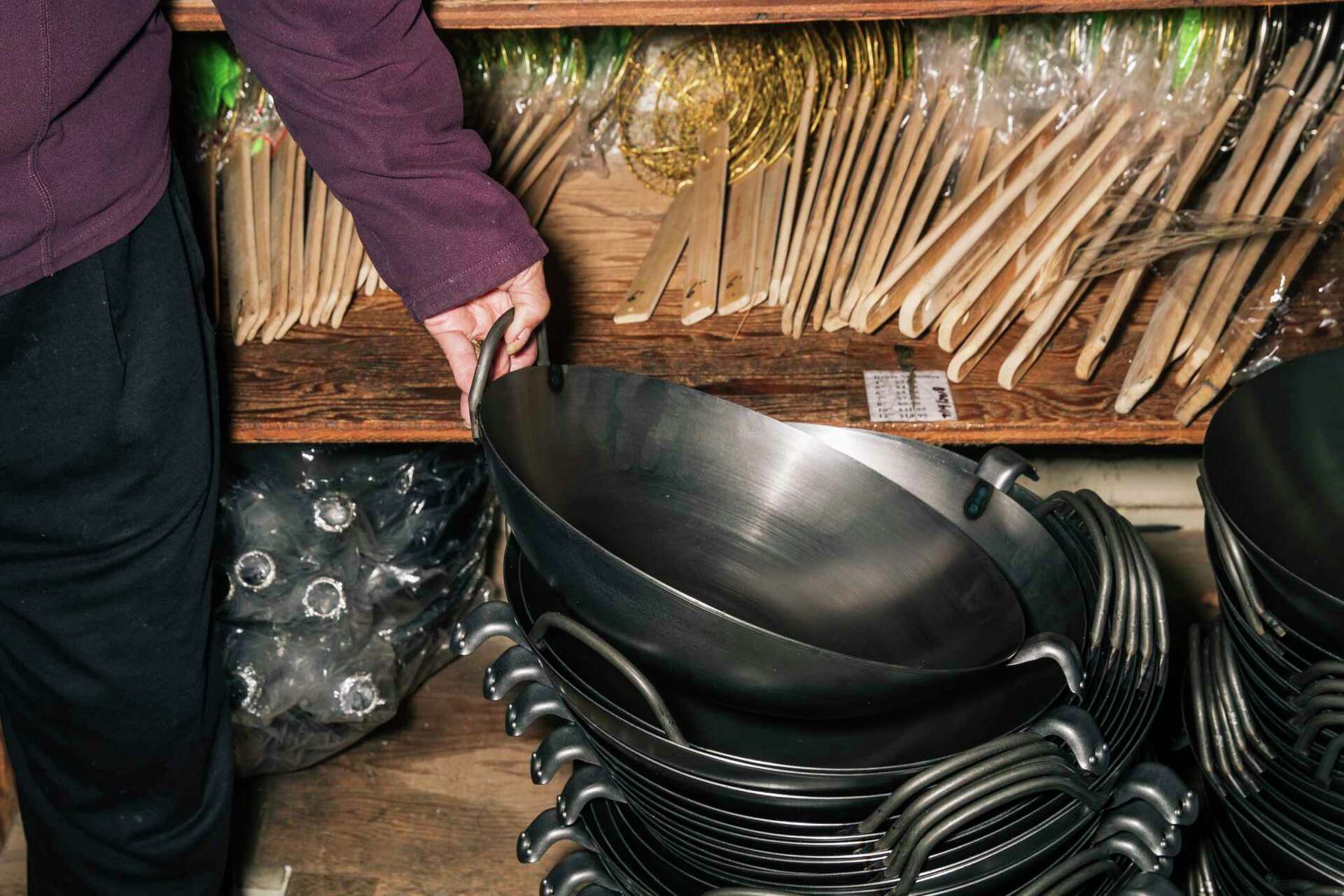 Can the Wok Shop in San Francisco meet a surge in online orders?
