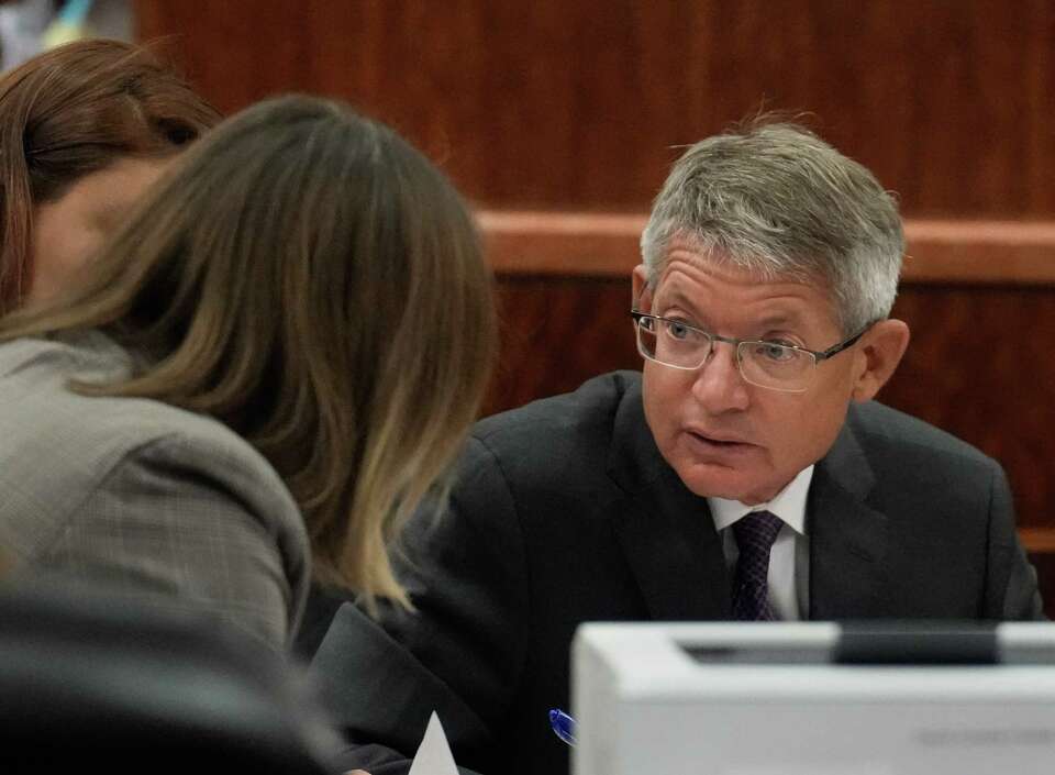 Houston lawyer made $586K on indigent defense in 2022 amid complaints