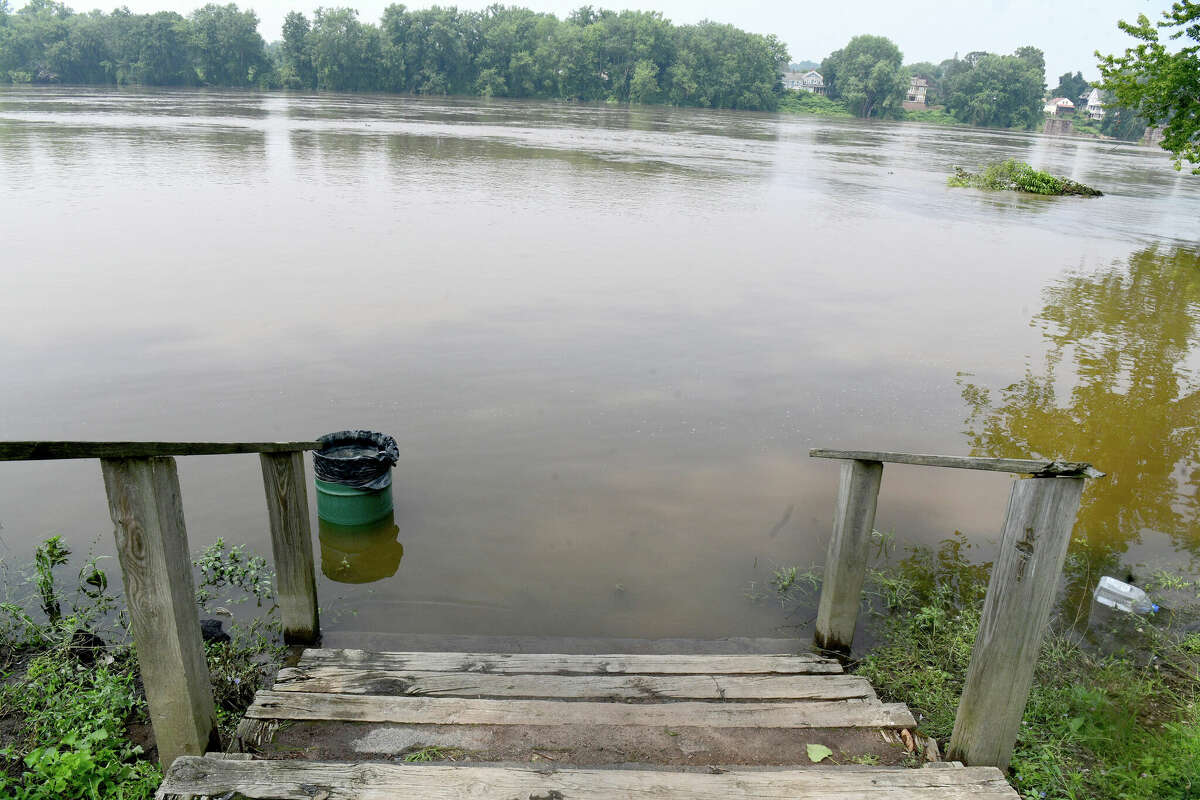 Over 6M gallons of sewage dumped into CT River after heavy rain in MA