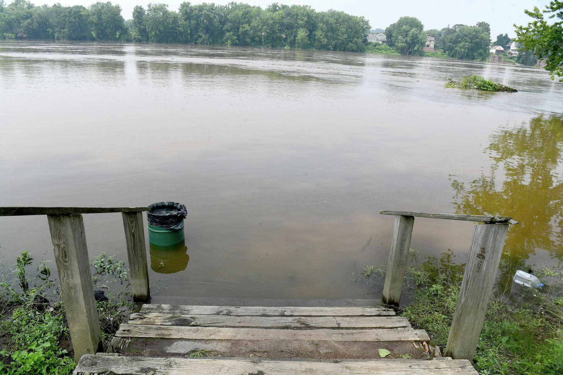 EPA working to address 'major pollution concern' in CT River