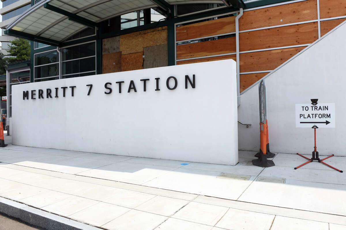 Pedestrian bridge at Norwalk's Merritt 7 train station to open soon