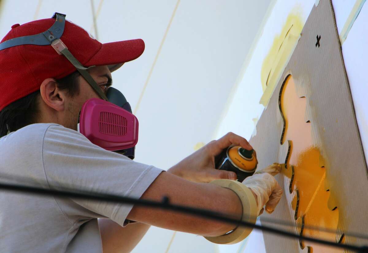 California street artist brightens Edwardsville with honey bear mural