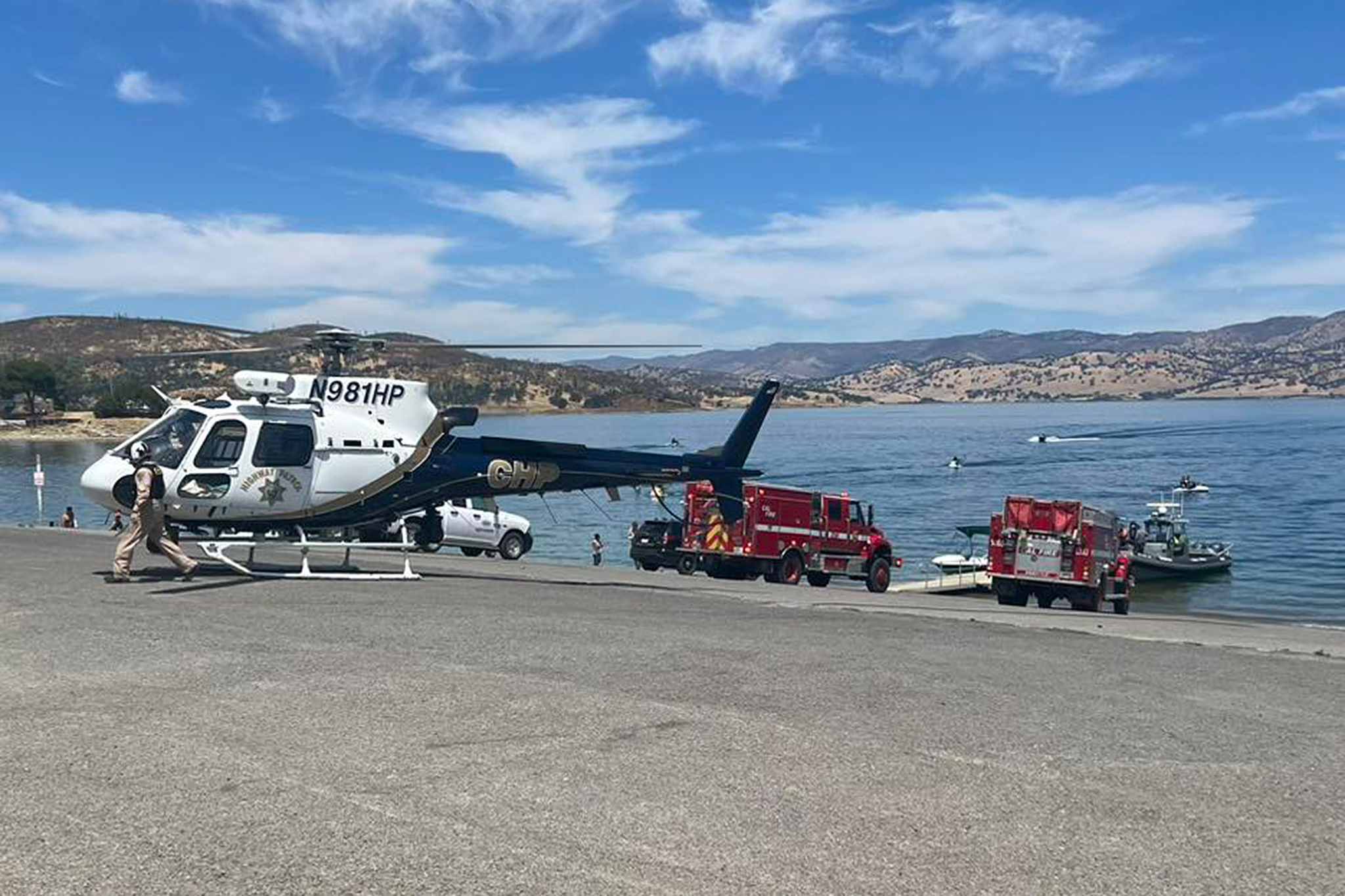 Man's hand partially amputated in boat accident on California lake
