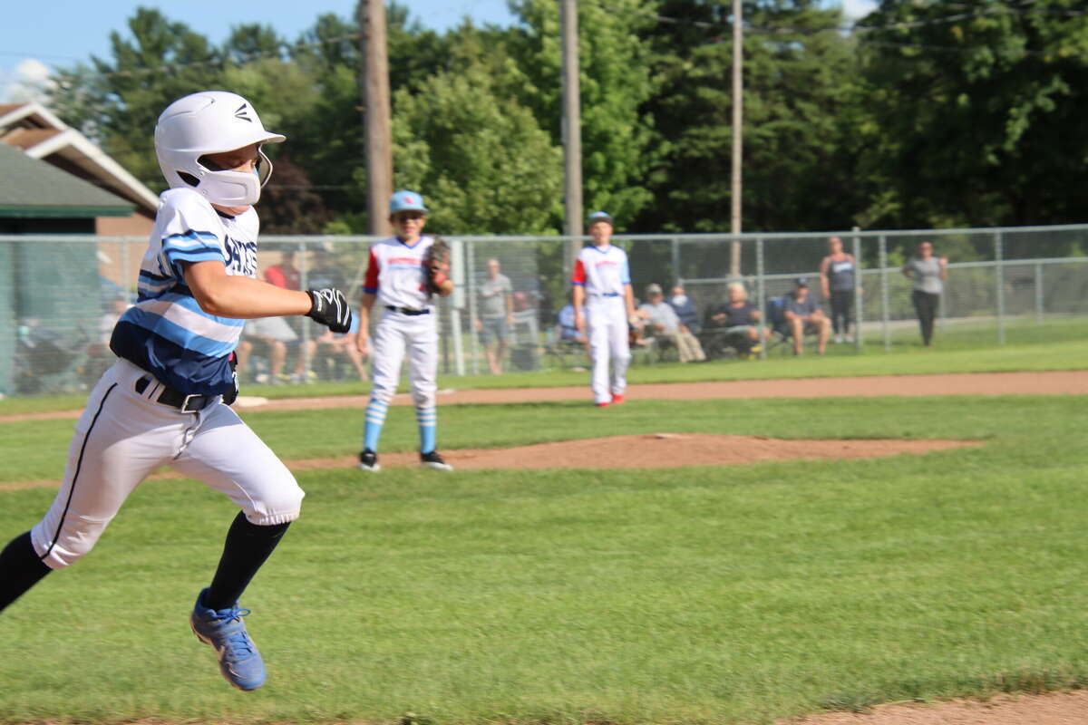 Verona pitches Northeast into WB final