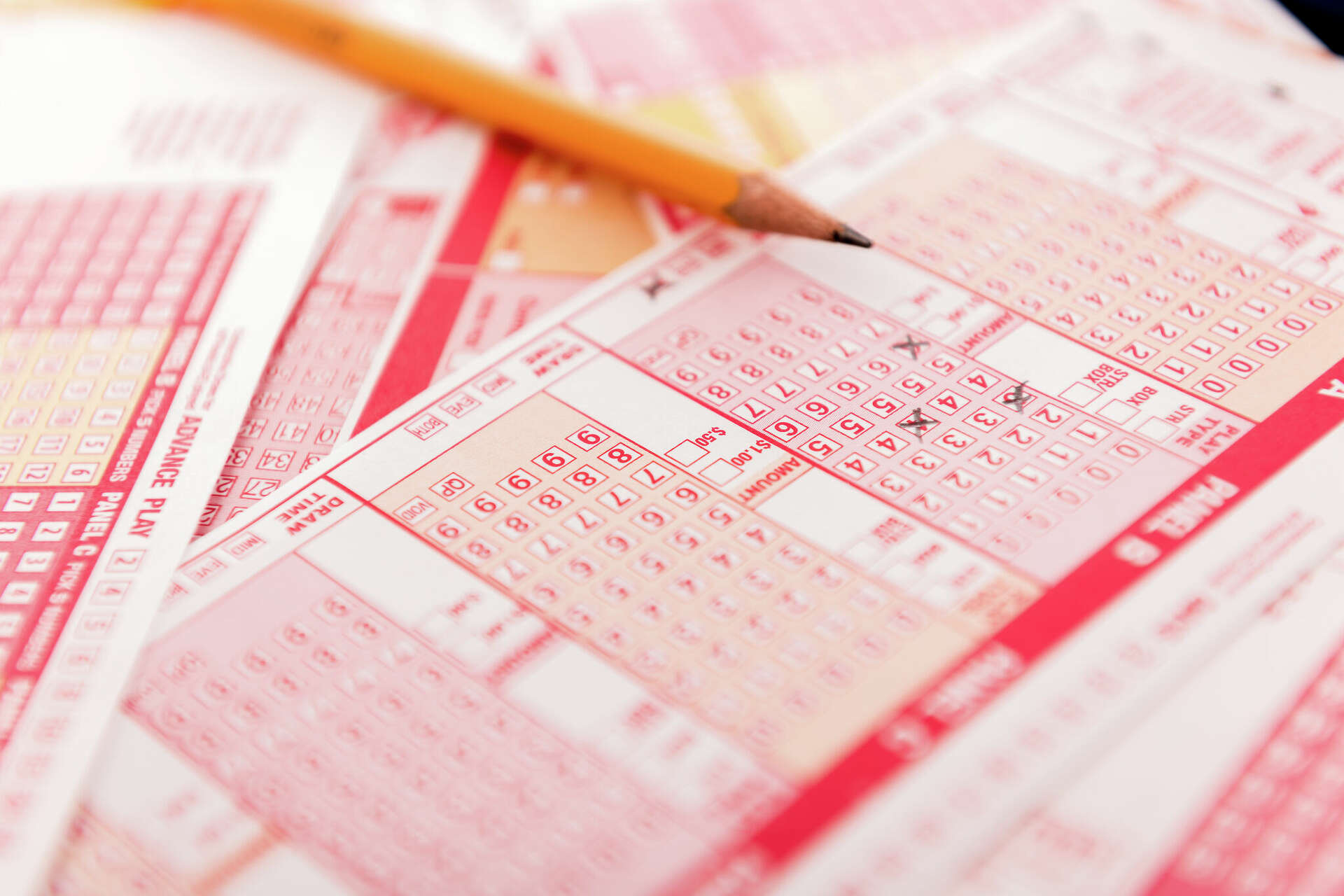 Stamford resident claims $390K in Connecticut Lottery winnings