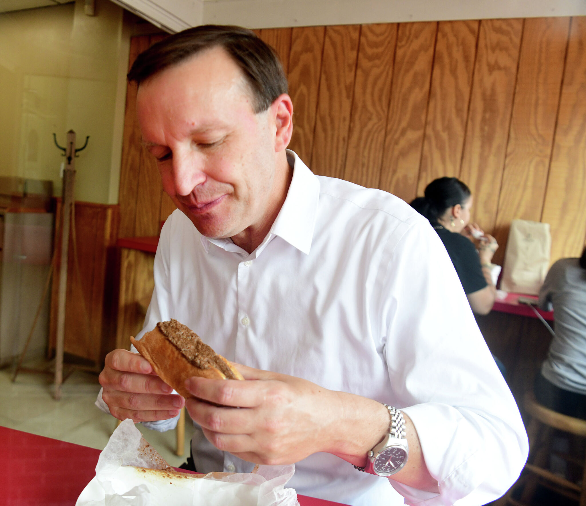 Sen. Chris Murphy launching 'Great Connecticut Hot Dog Tour'
