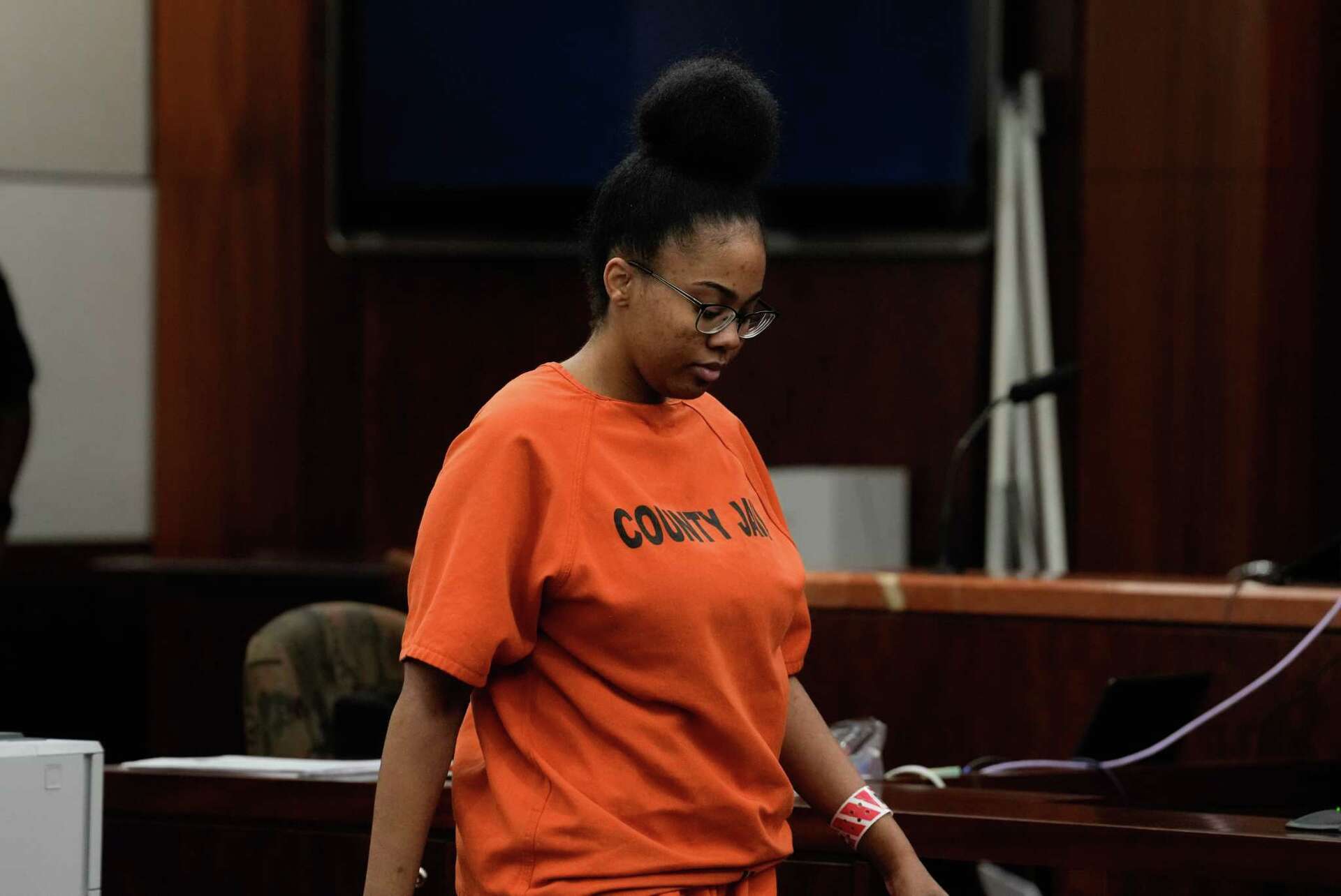 HPD interviews with teen charged in Lamar HS shooting in question