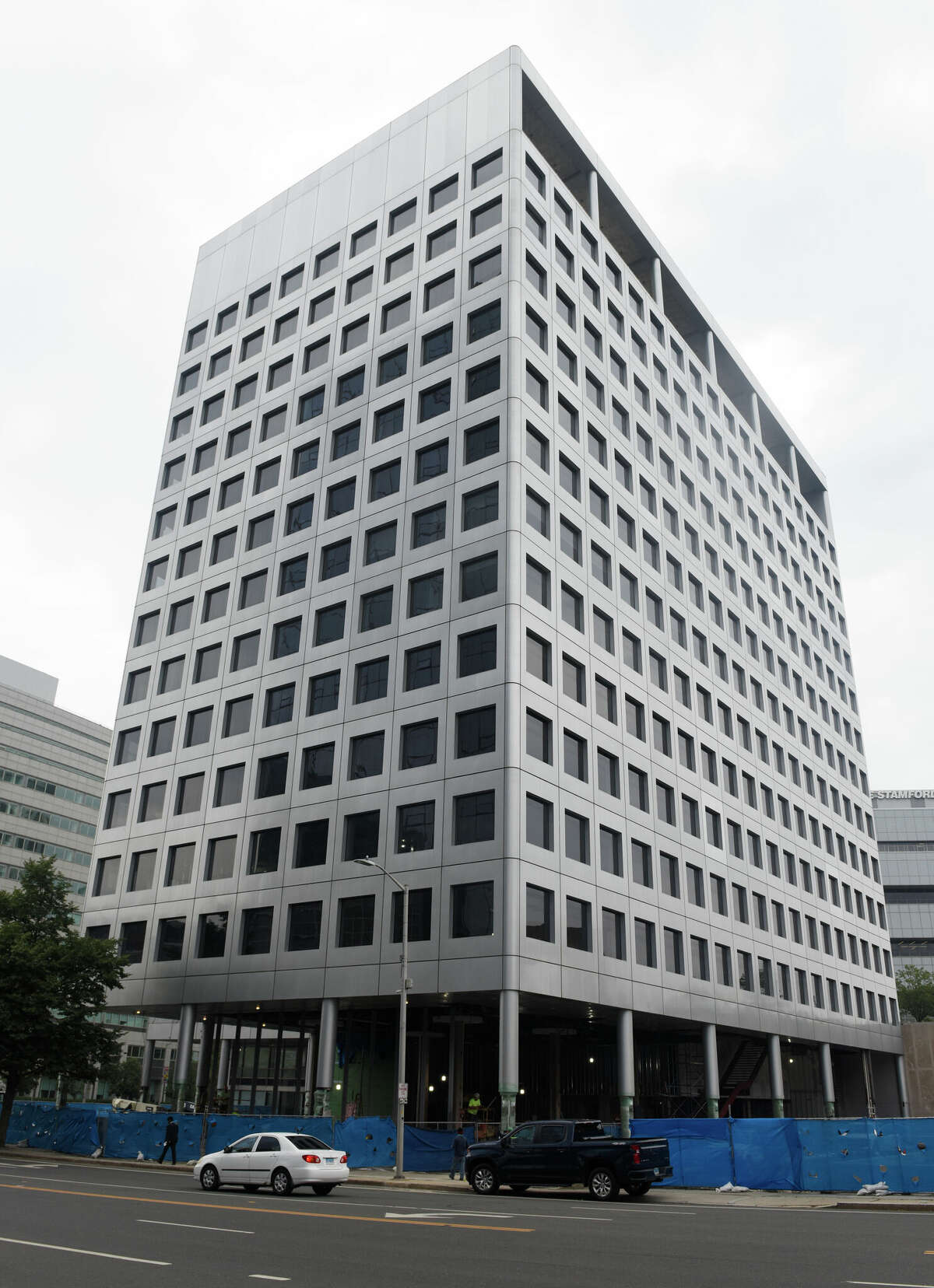 Two companies lease over 100,000 SQ FT in CT office building