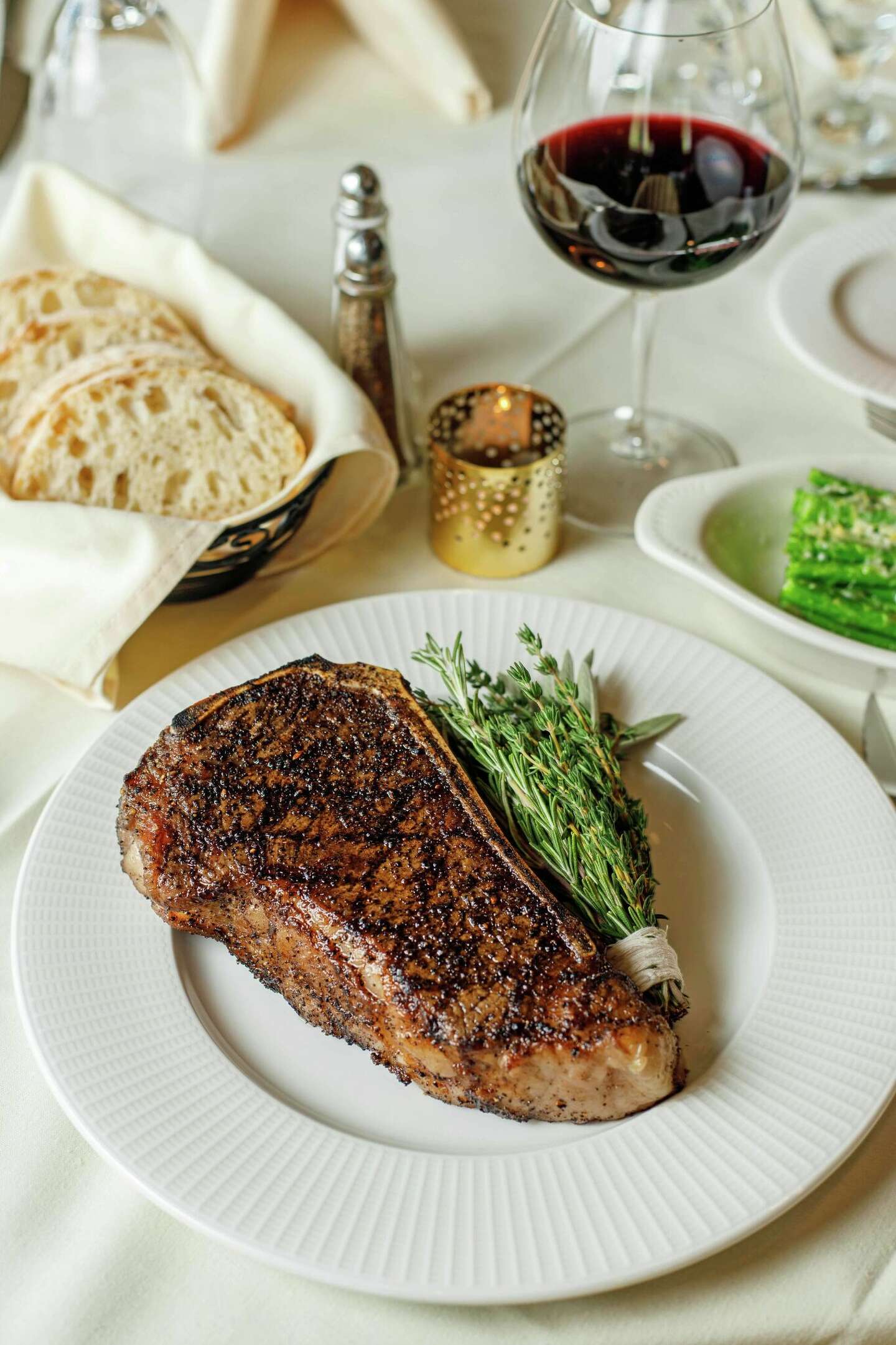 Goodfellas Italian restaurant in New Haven sheds its gangster theme