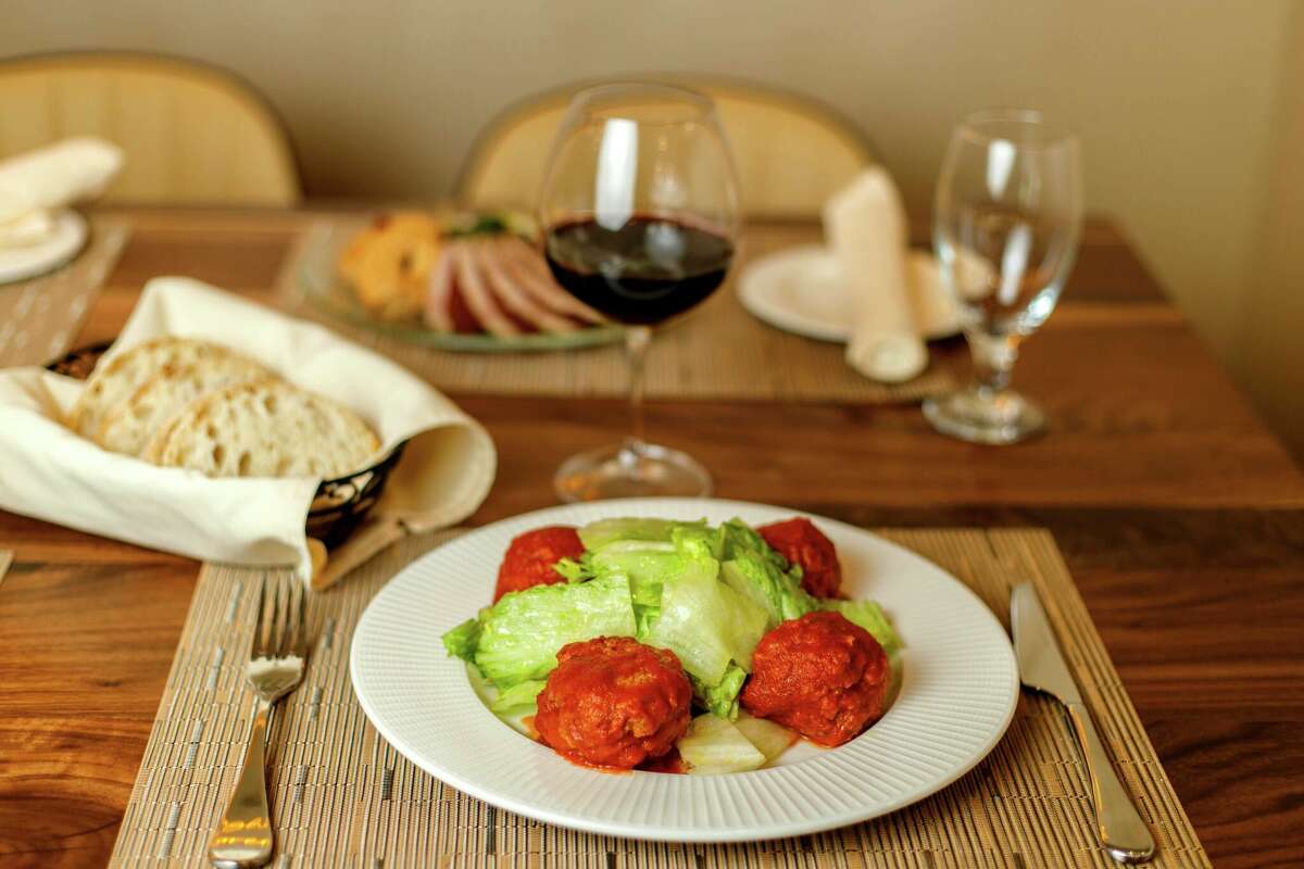 Goodfellas Italian restaurant in New Haven sheds its gangster theme