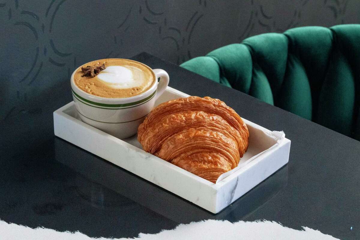 Thai food, sandwiches and cocktail lounge coming to Bravery food hall