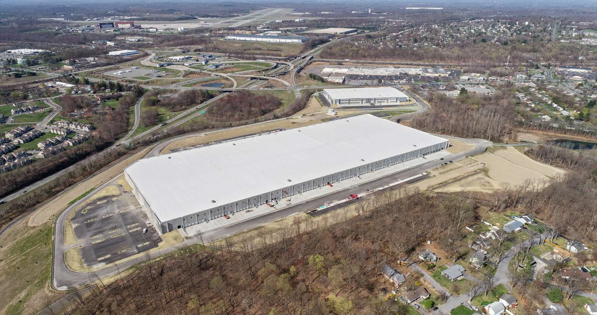 Tesla plans distribution center in Orange County near Newburgh Mall