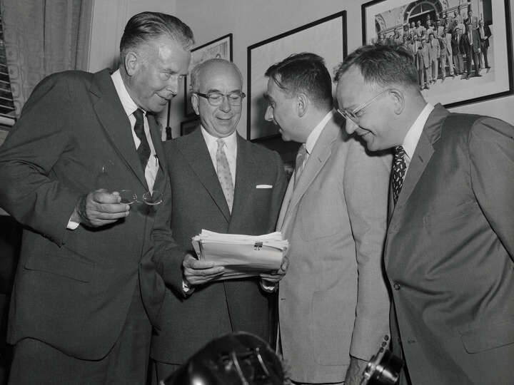 'Crybaby': The disastrous meeting between Oppenheimer and Truman