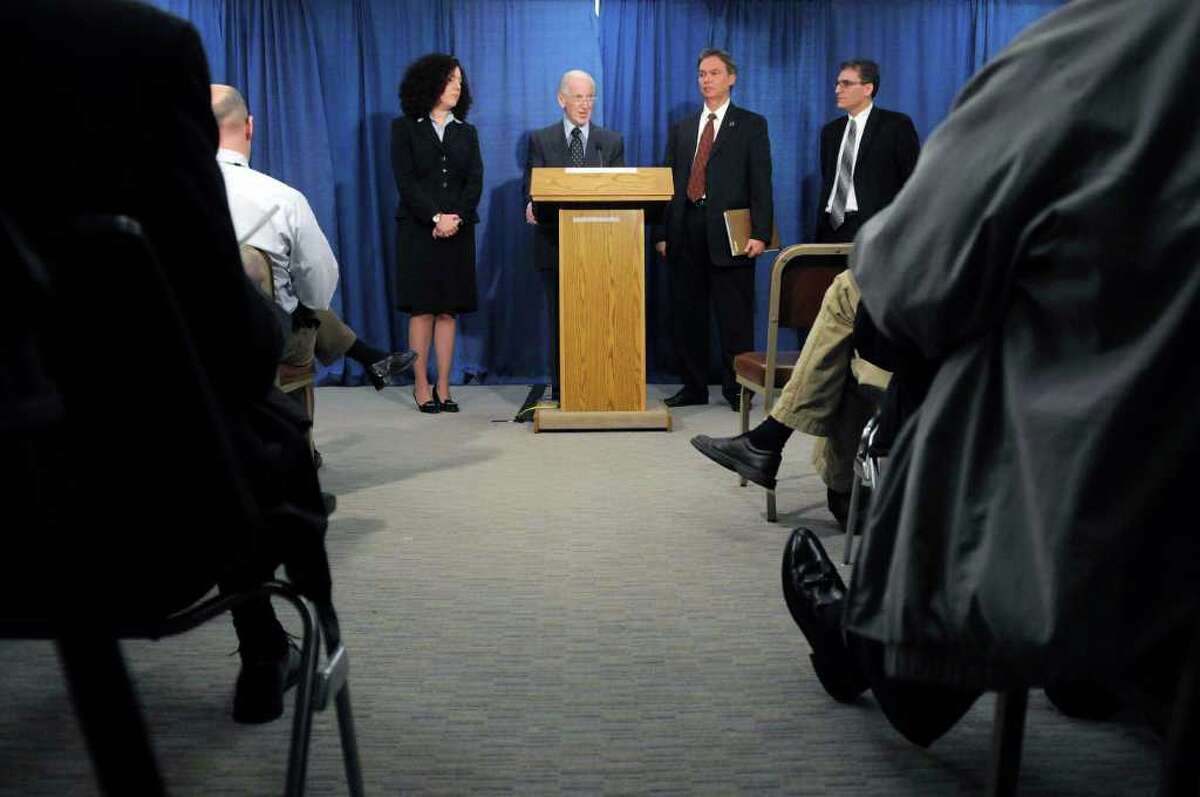 Aqueduct gaming report rips Paterson, Senate leadership