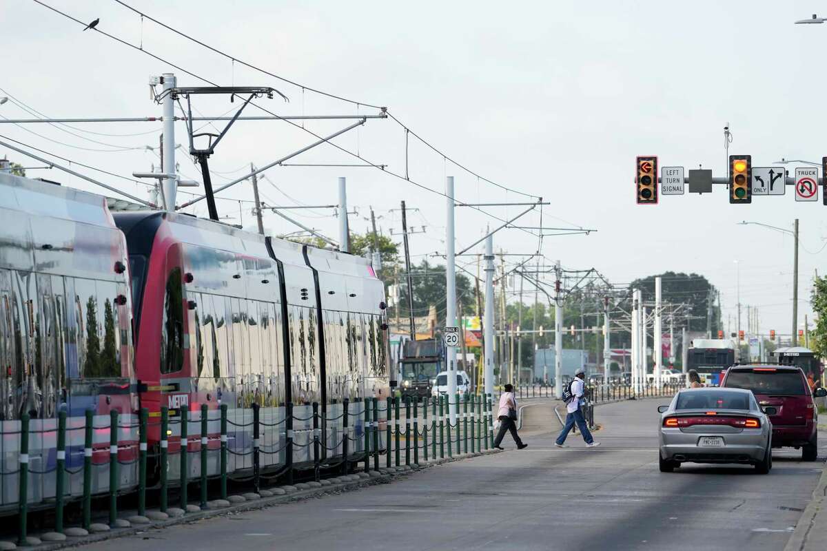 Drop in revenue won't slow Metro adding service, officials say