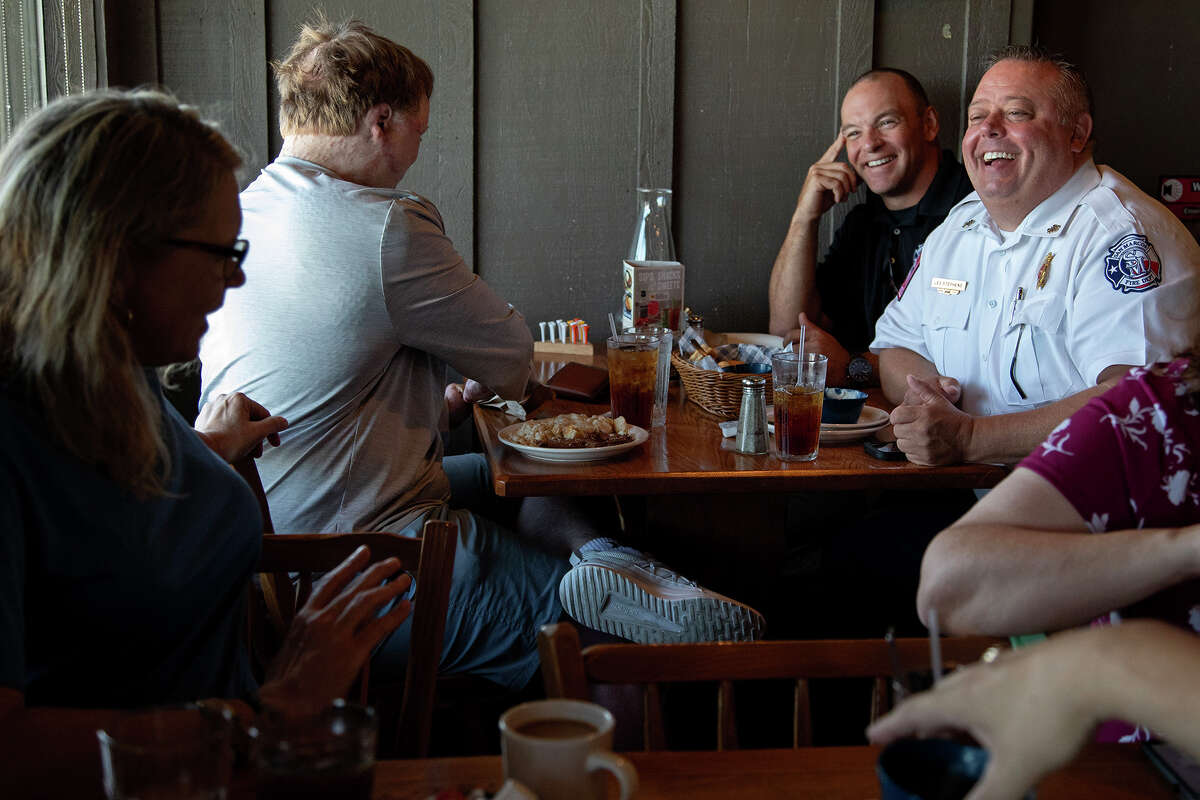 Burn survivor returns to site of deadly San Marcos apartment fire