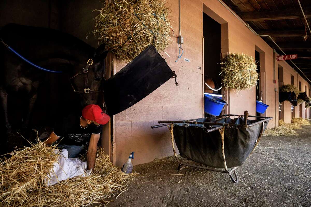 ‘I'm very worried’: Workers fret about Golden Gate Fields’ closure