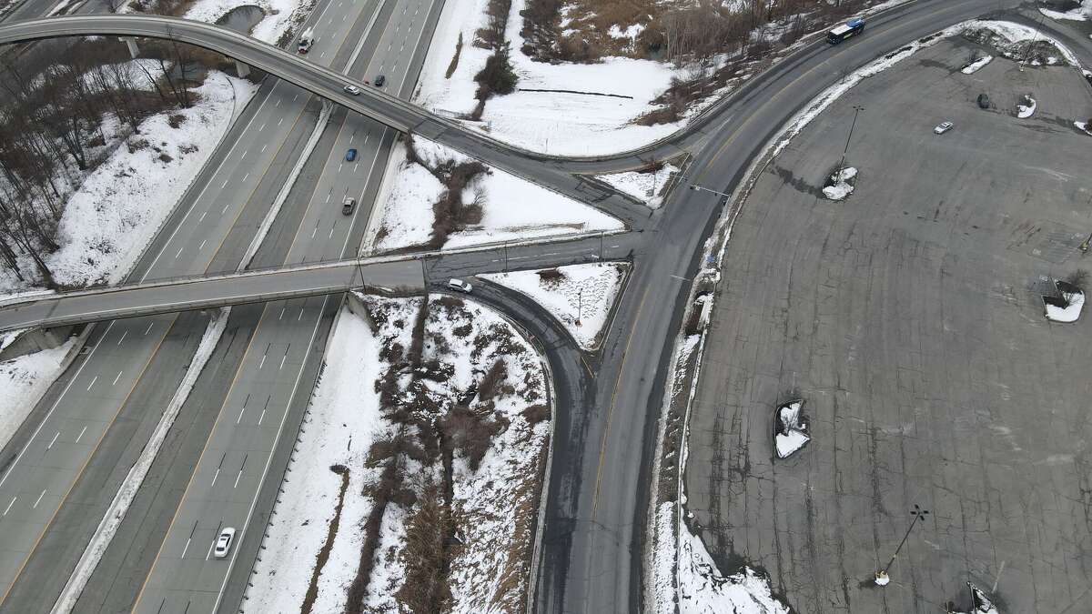 Roundabout connecting I-87, Crossgates Mall finishes, opens to traffic