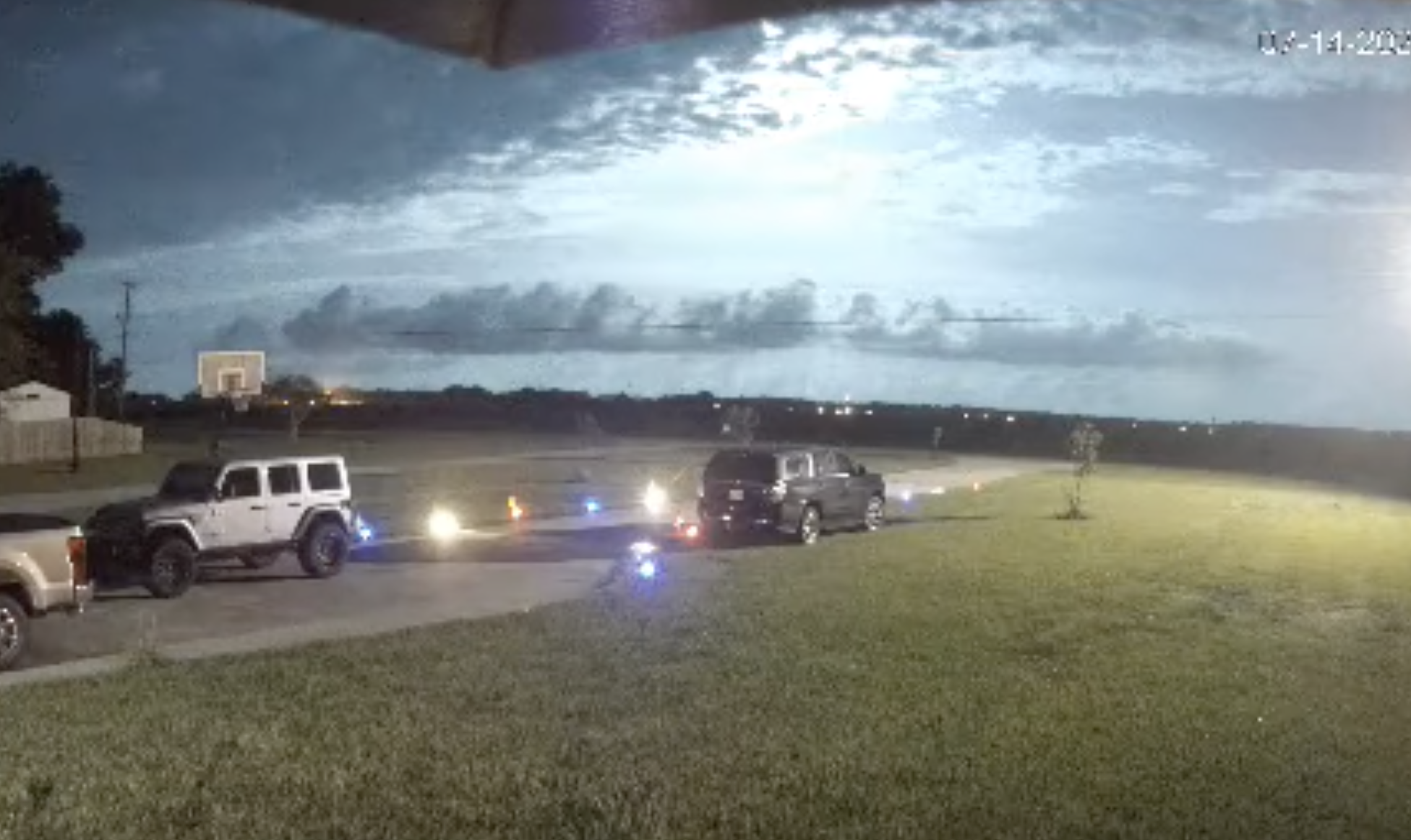 Fireball flying over Texas night sky brings viewers to tears