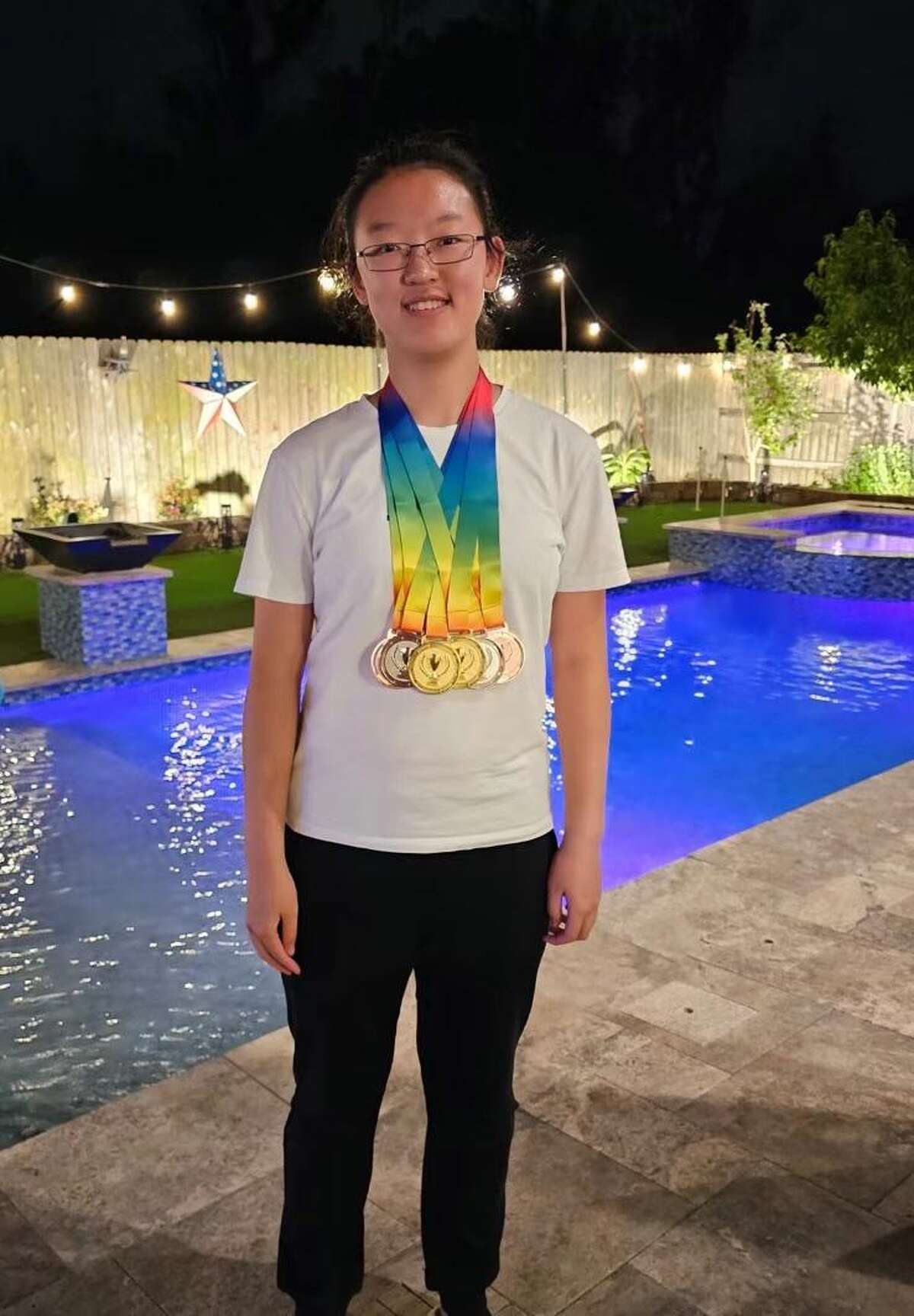 Sugar Land teen with Rubik's Cube skills sets new speed record