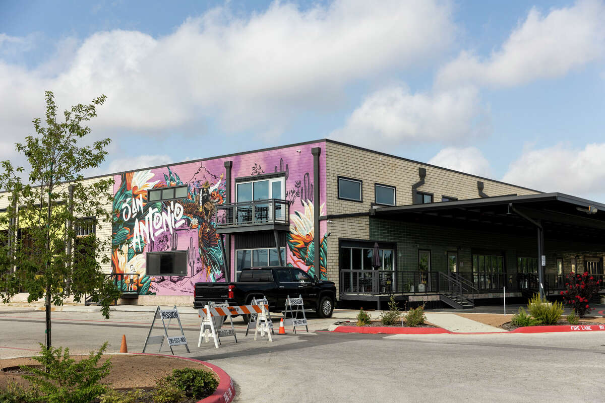 East Side feels betrayed by Spurs' possible downtown move
